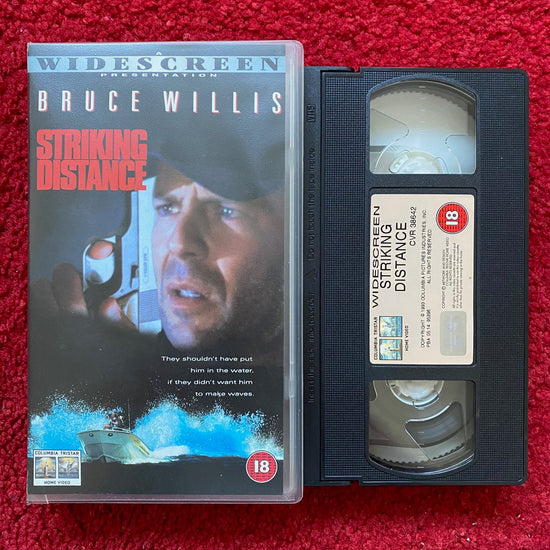 Striking Distance VHS Video (1993) CVR38642 – Horror Stock